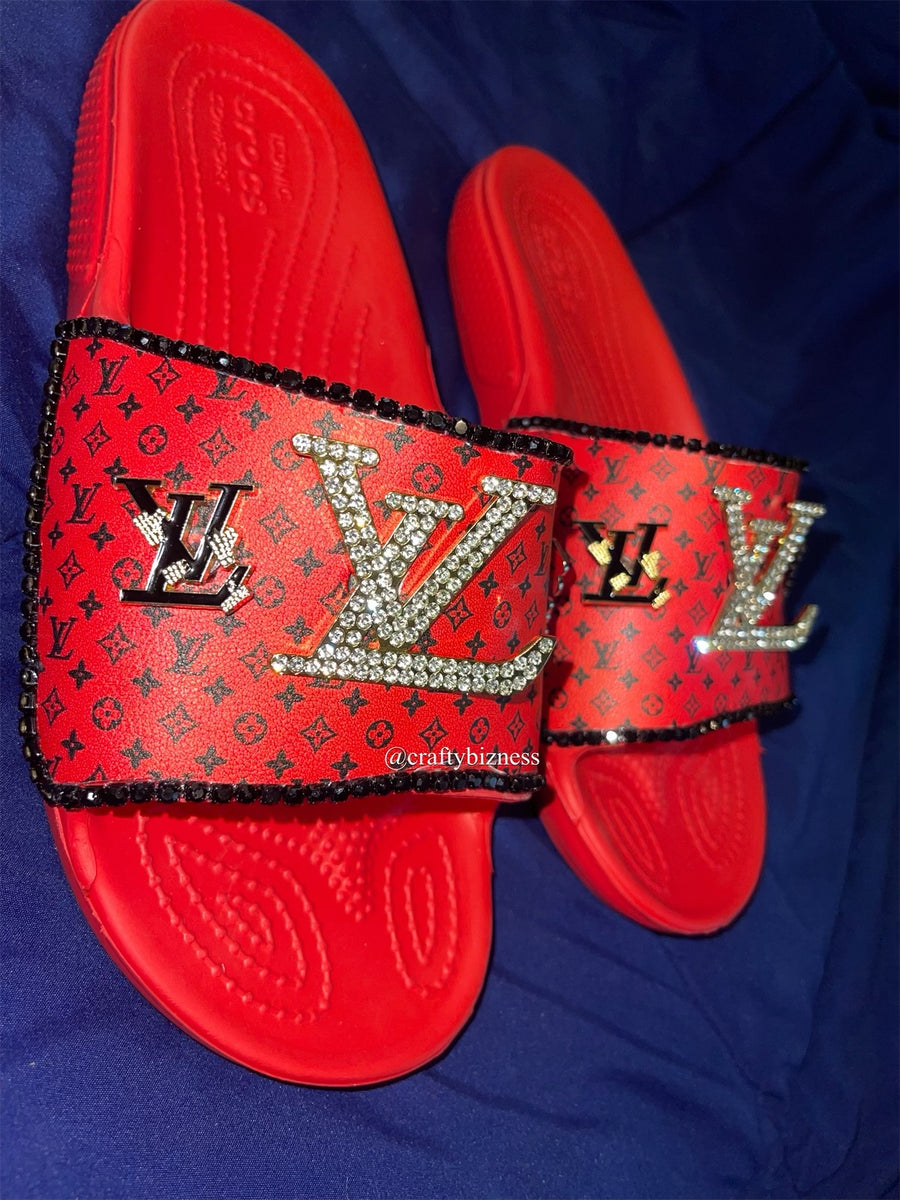Red/Black Slides – Crafty Bizness